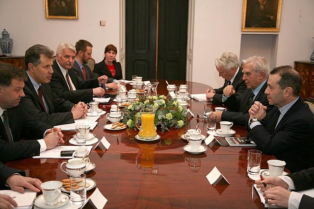 Meeting with representatives of NATO „Wise Men” Group - News - National ...